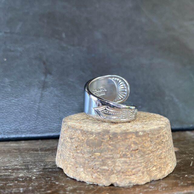 ハンドメイドリングno.151 シルバーアクセサリー スプーンリング 手作り指輪 | iichi 日々の暮らしを心地よくするハンドメイドやアンティークのマーケットプレイス