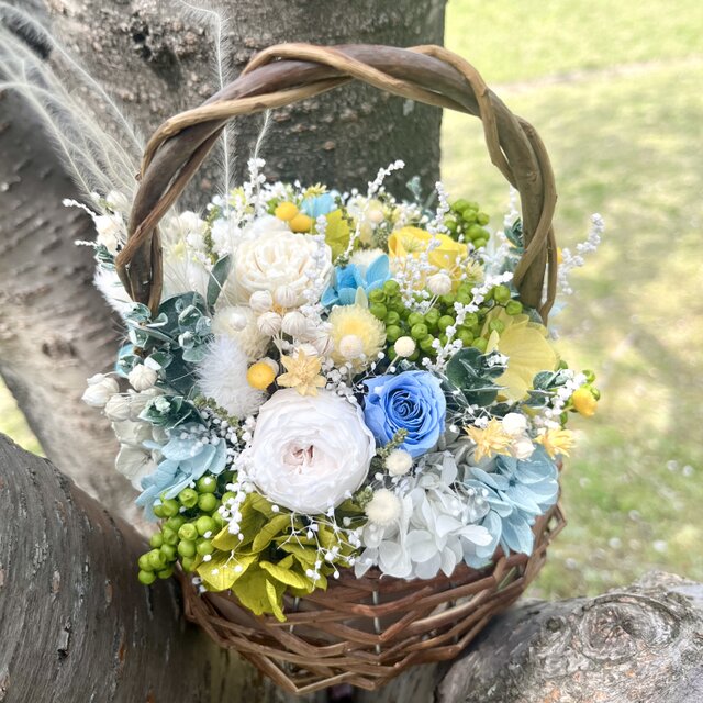母の日 バスケットアレンジメント フラワーアレンジメント プリザーブドフラワー 敬老の日 ギフト OHANA | iichi 日々の暮らしを心地よくするハンドメイドやアンティークのマーケットプレイス