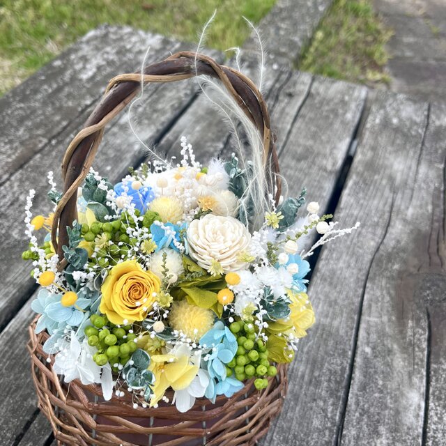 母の日 バスケットアレンジメント フラワーアレンジメント プリザーブドフラワー 敬老の日 ギフト OHANA | iichi 日々の暮らしを心地よくするハンドメイドやアンティークのマーケットプレイス