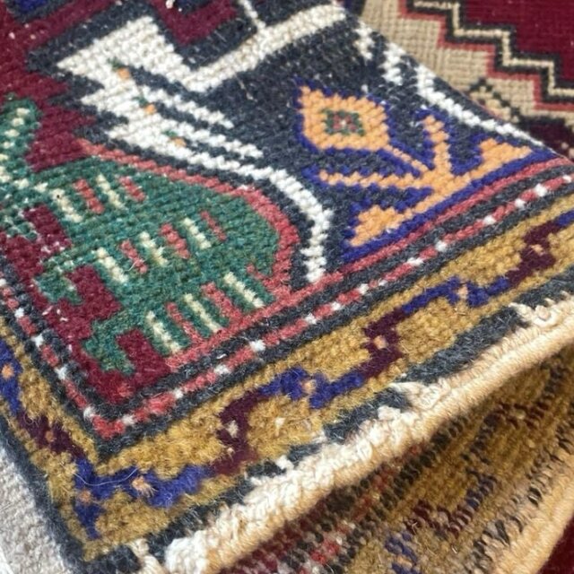 50-53×102 バーガンディ×グリーン メダリオン トルコヴィンテージラグ | iichi 日々の暮らしを心地よくするハンドメイドやアンティークのマーケットプレイス