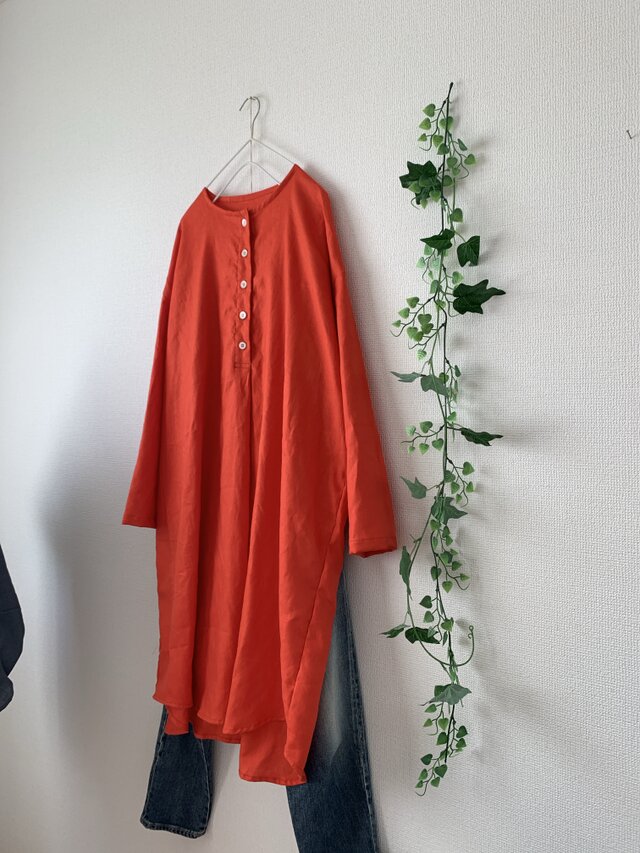 リネンヘンリーネックワンピース | iichi 日々の暮らしを心地よくするハンドメイドやアンティークのマーケットプレイス