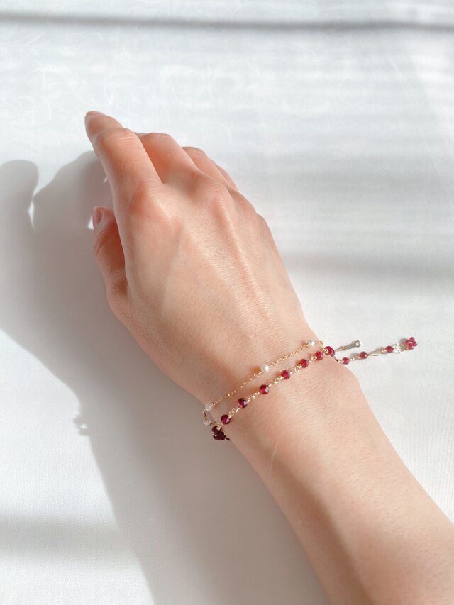 再販 14kgfワインレッドの輝き ガーネットのブレスレット 3mm珠 ac/548-2 | iichi 日々の暮らしを心地よくするハンドメイドやアンティークのマーケットプレイス