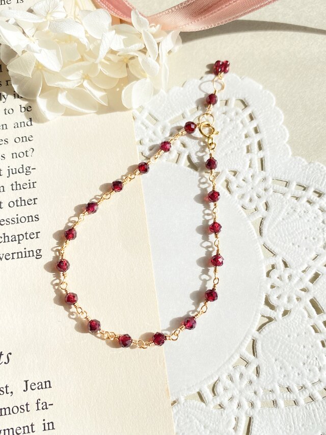 再販 14kgfワインレッドの輝き ガーネットのブレスレット 3mm珠 ac/548-2 | iichi 日々の暮らしを心地よくするハンドメイドやアンティークのマーケットプレイス