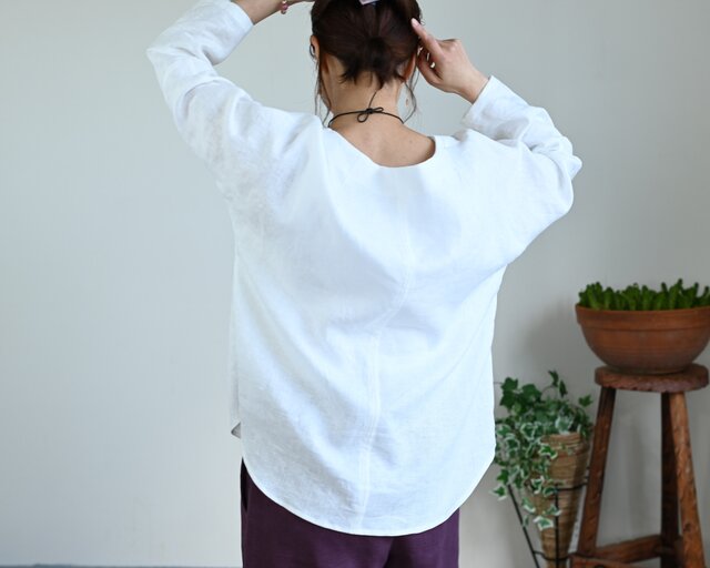 【NEW】出番の多いアイテム♪シンプリーリネンブラウス：白：長袖 | iichi 日々の暮らしを心地よくするハンドメイドやアンティークのマーケットプレイス