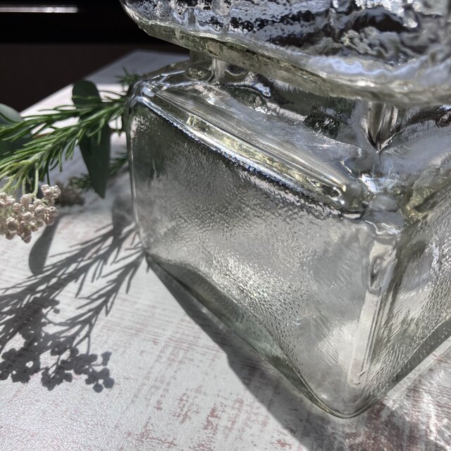 Pala＊氷のゆらぎの花瓶＊北欧＊クリアB／Lsize／リーヒマエンラシ／花瓶 | iichi 日々の暮らしを心地よくするハンドメイドやアンティークのマーケットプレイス