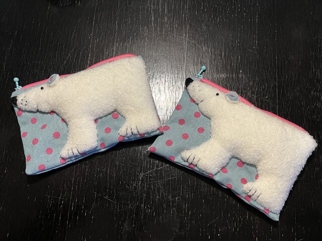 Newシロクマポーチ | iichi 日々の暮らしを心地よくするハンドメイドやアンティークのマーケットプレイス