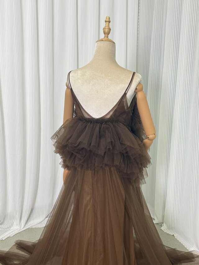人気上昇！パーティードレス ブラウン 2ways キャミソール 胸元フリル 妊婦 前撮り | iichi 日々の暮らしを心地よくするハンドメイドやアンティークのマーケットプレイス