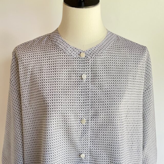 つけ襟付き バンドカラー ブラウス【送料込み】浴衣リメイク ホワイト×ブラック | iichi 日々の暮らしを心地よくするハンドメイドやアンティークのマーケットプレイス