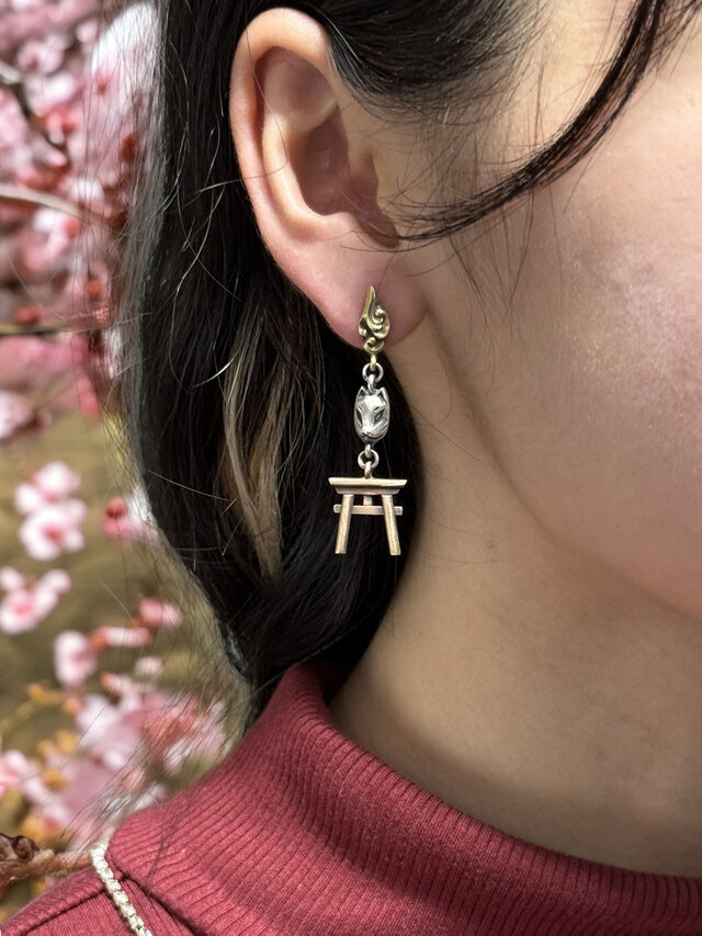 狐火 PIERCE TYPE B | iichi 日々の暮らしを心地よくするハンドメイドやアンティークのマーケットプレイス