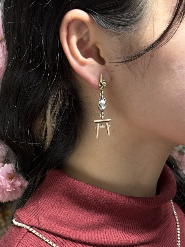 狐火 PIERCE TYPE B | iichi 日々の暮らしを心地よくするハンドメイドやアンティークのマーケットプレイス