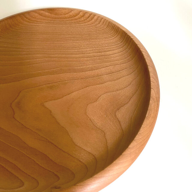 木のうつわ （チェリーのパン皿） 直径23cmのコピー | iichi 日々の暮らしを心地よくするハンドメイドやアンティークのマーケットプレイス