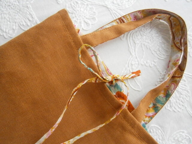 OrangeBrownLinen×花cotton 小さめBag＆pouch | iichi 日々の暮らしを心地よくするハンドメイドやアンティークのマーケットプレイス