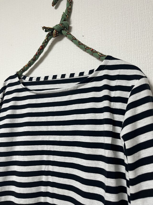 プルオーバーカットソー コットン 黒ボーダー | iichi 日々の暮らしを心地よくするハンドメイドやアンティークのマーケットプレイス