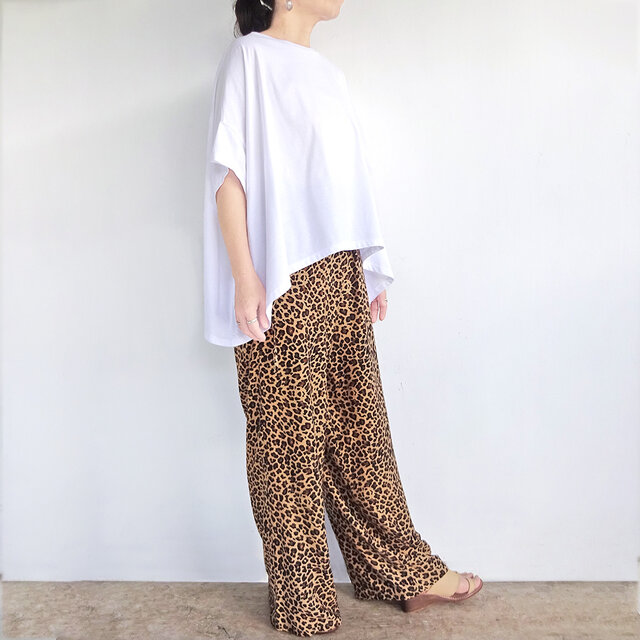 複数枚購入でお得♪ テントラインTシャツ（ブラック） | iichi 日々の暮らしを心地よくするハンドメイドやアンティークのマーケットプレイス