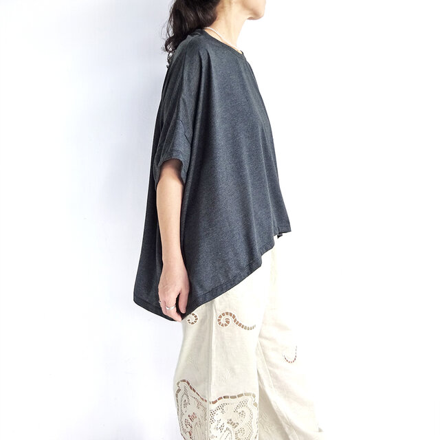 複数枚購入でお得♪ テントラインTシャツ（ブラック） | iichi 日々の暮らしを心地よくするハンドメイドやアンティークのマーケットプレイス