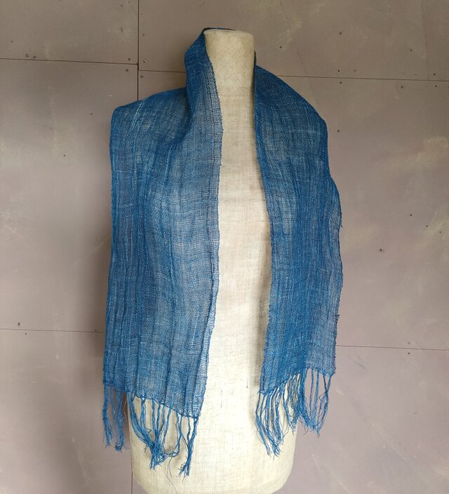 残糸利用 綿マフラー 送料無料 藍染糸 | iichi 日々の暮らしを心地よくするハンドメイドやアンティークのマーケットプレイス