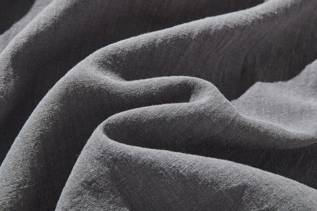 ナチュラルテイストの綿麻シャツブラウス 長袖ブラウス 灰色 250420-3 | iichi 日々の暮らしを心地よくするハンドメイドやアンティークのマーケットプレイス