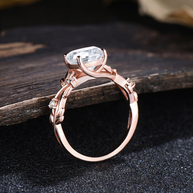 リーフリング モアッサナイト エンゲージリング トゥイッグリング 10Kソリッドローズゴールド ウェディングリング | iichi 日々の暮らしを心地よくするハンドメイドやアンティークの ...