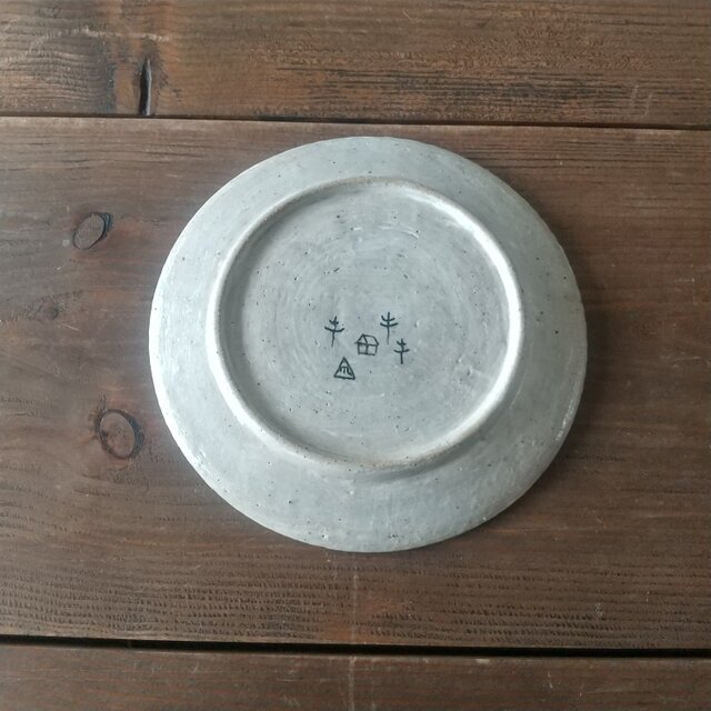 タンポポ皿 | iichi 日々の暮らしを心地よくするハンドメイドやアンティークのマーケットプレイス