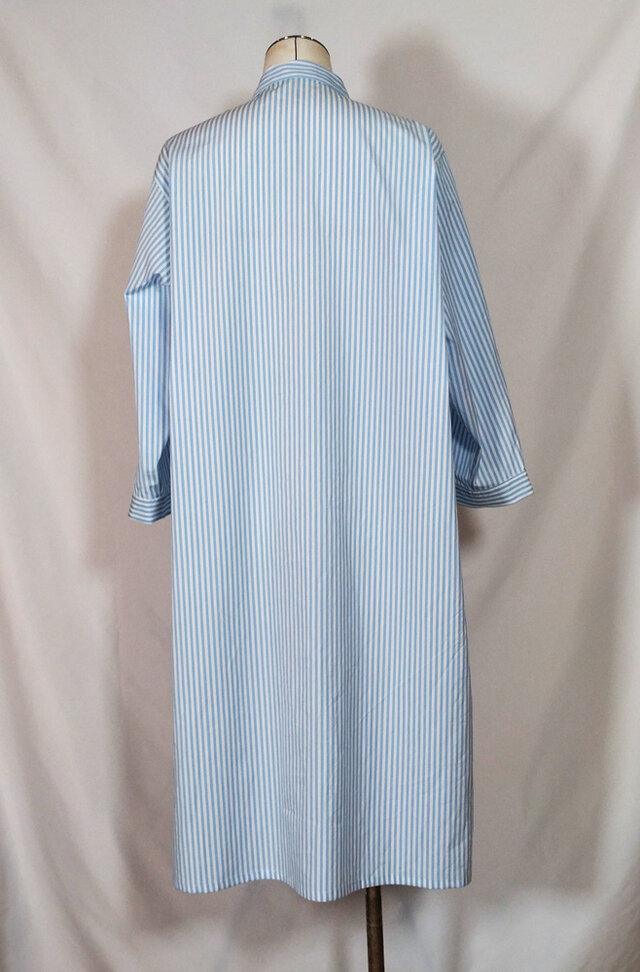 [54-1] la robe de nuit à rayures | iichi 日々の暮らしを心地よくするハンドメイドやアンティークのマーケットプレイス