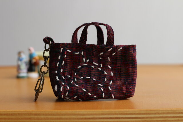 バッグに付けたいミニバッグチャーム【G】 | iichi 日々の暮らしを心地よくするハンドメイドやアンティークのマーケットプレイス