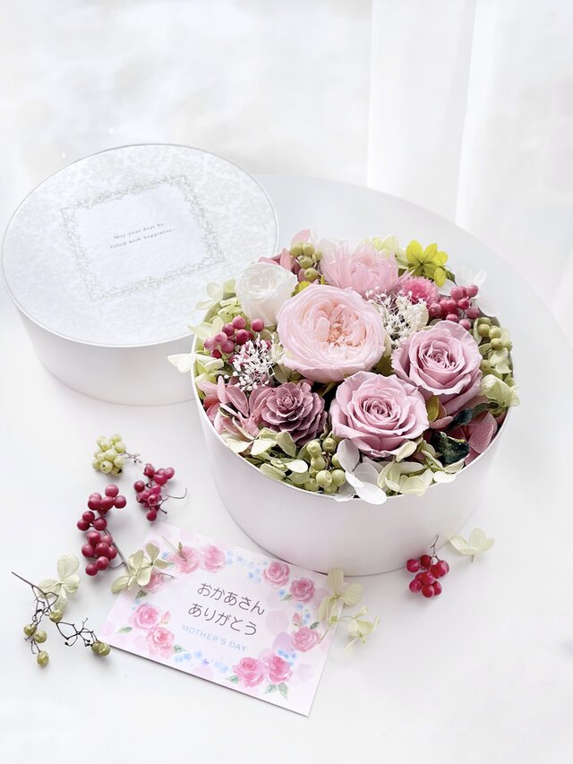 ふんわりピンクの贈り物〜 フラワーアレンジメント 母の日 結婚祝い 誕生日プレゼント 記念日 開店祝い サロン | iichi 日々の暮らしを心地よくするハンドメイドやアンティークのマーケットプレイス