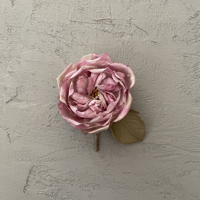 『ロゼット咲き薔薇』 | iichi 日々の暮らしを心地よくするハンドメイドやアンティークのマーケットプレイス