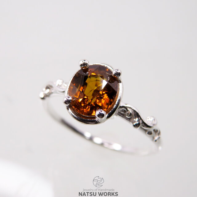 マリ ガーネット リング / Mali Garnet Ring | iichi 日々の暮らしを心地よくするハンドメイドやアンティークのマーケットプレイス