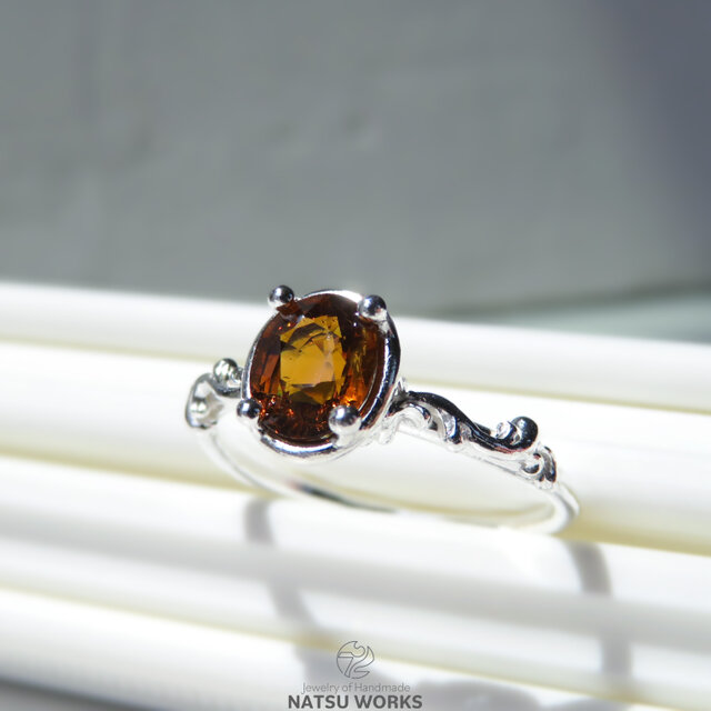 マリ ガーネット リング / Mali Garnet Ring | iichi 日々の暮らしを心地よくするハンドメイドやアンティークのマーケットプレイス