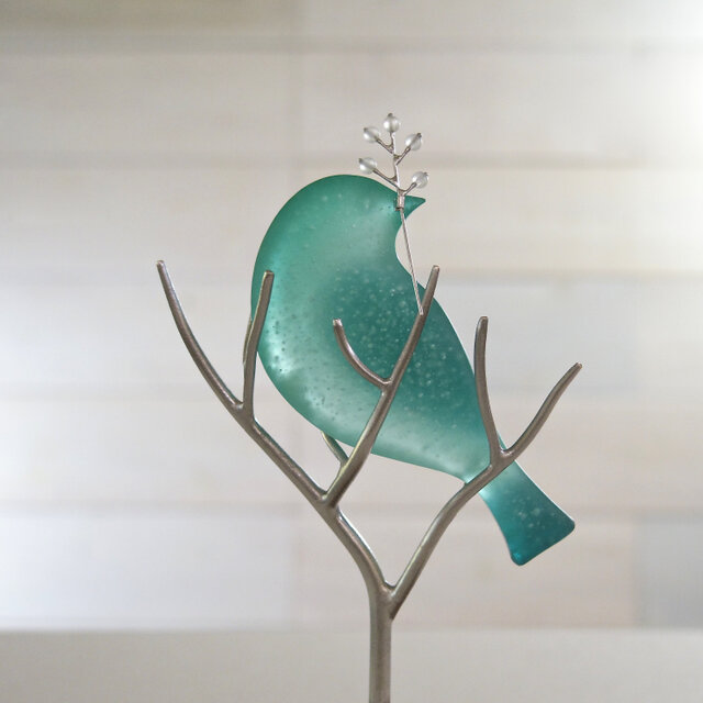 鳥のオブジェ[小さな贈り物]② | iichi 日々の暮らしを心地よくするハンドメイドやアンティークのマーケットプレイス