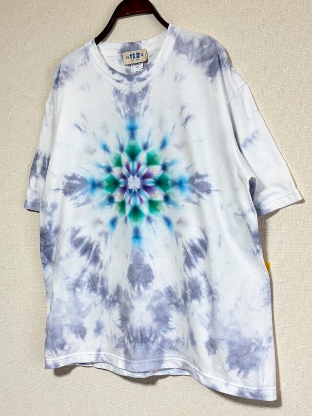 タタイダイ染め ビッグシルエット Tシャツ Mサイズ 曼荼羅 ホワイト×グレー ムラ染め Hippies Dye HD23-96 | iichi 日々の暮らしを心地よくするハンドメイドや ...