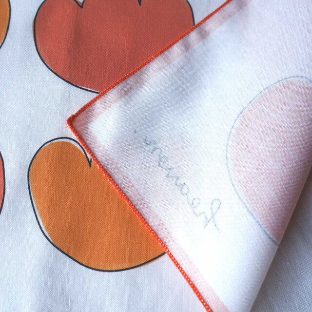 tulip（ red & orange ）」バンダナ | iichi 日々の暮らしを心地よくするハンドメイドやアンティークのマーケットプレイス