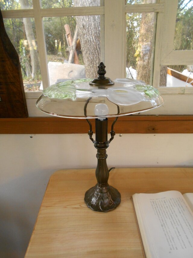 レトロランプ 07-05-2 | iichi 日々の暮らしを心地よくするハンドメイドやアンティークのマーケットプレイス