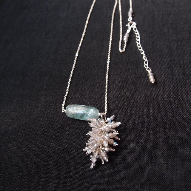 【SV】Aqua Blue Kyanite × Labradorite 2Way Necklace／カイヤナイト ネックレス | iichi 日々の暮らしを心地よくするハンドメイドや ...