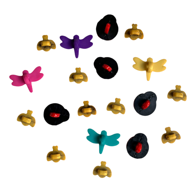 アメリカ Dress it Up ボタン 19個 ティニーバグス 昆虫 てんとう虫・とんぼ・蜂 はちB-2949 | iichi 日々の暮らしを心地よくするハンドメイドやアンティークの ...