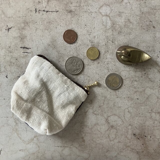 リネンと濃紫のちょこっとポーチ(180) | iichi 日々の暮らしを心地よくするハンドメイドやアンティークのマーケットプレイス