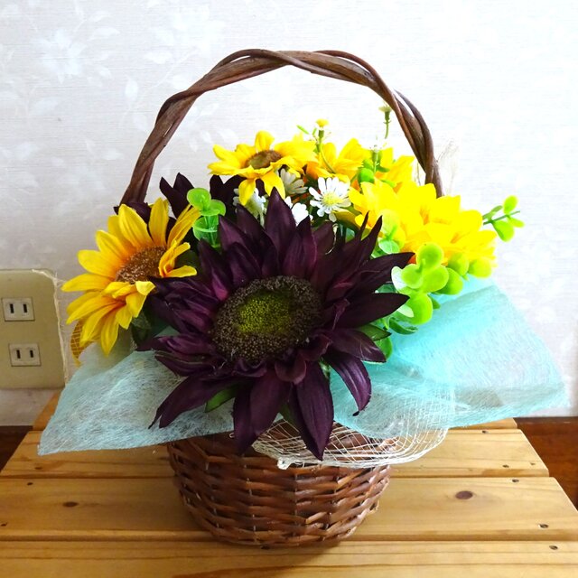 ひまわりかごアレンジ(リボン) | iichi 日々の暮らしを心地よくするハンドメイドやアンティークのマーケットプレイス