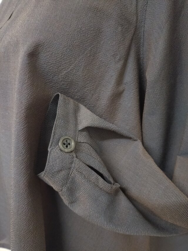 紫外線対策にも！ざっくり感のプルオーバーブラウス。GPO−395 | iichi 日々の暮らしを心地よくするハンドメイドやアンティークのマーケットプレイス