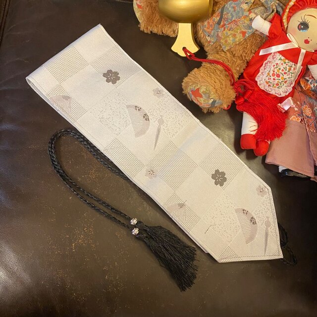 着物リメイク ロング ワンピース ドレス 洗える 化繊 京袋帯ベルト 和洋折衷 星粒のワルツ、夜をまとう。 KW-966 | iichi 日々の暮らしを心地よくするハンドメイドやアンティークの ...