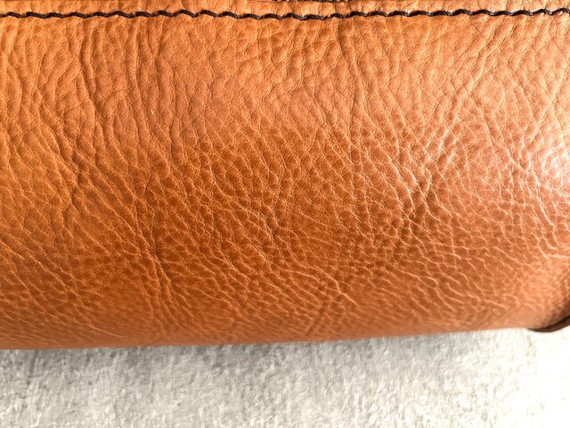 ボストンワンショルダーバッグ コニャック ＜H＞ | iichi 日々の暮らしを心地よくするハンドメイドやアンティークのマーケットプレイス