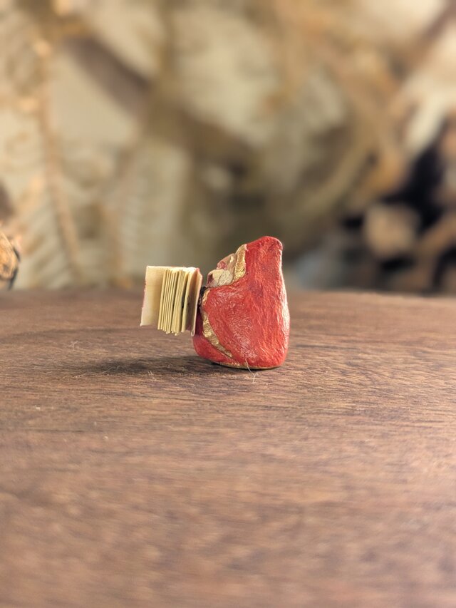 小さな小さなサンタクロース 26（本） | iichi 日々の暮らしを心地よくするハンドメイドやアンティークのマーケットプレイス