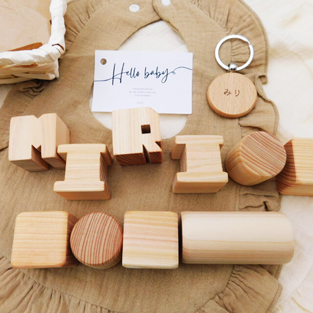 【送料無料】Thankyou〈39〉ベビーギフトset♡4点set・おなまえ積み木 | iichi 日々の暮らしを心地よくするハンドメイドやアンティークのマーケットプレイス