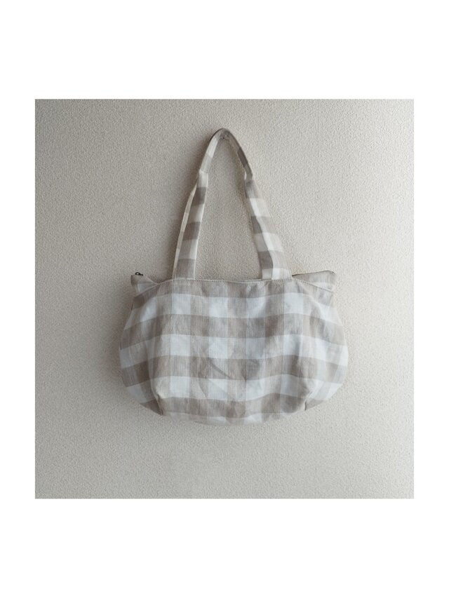 リネン ファスナーショルダーバッグ linen b | iichi 日々の暮らしを心地よくするハンドメイドやアンティークのマーケットプレイス