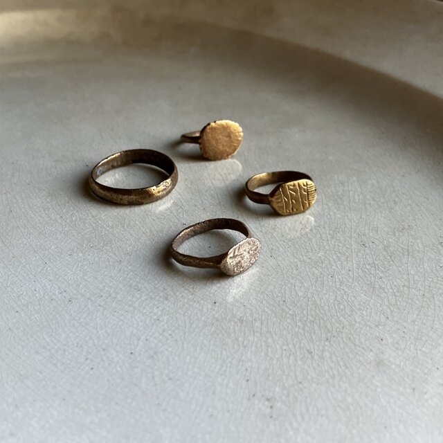 古代 ヴァイキングリング ブロンズ ピンクゴールド | iichi 日々の暮らしを心地よくするハンドメイドやアンティークのマーケットプレイス