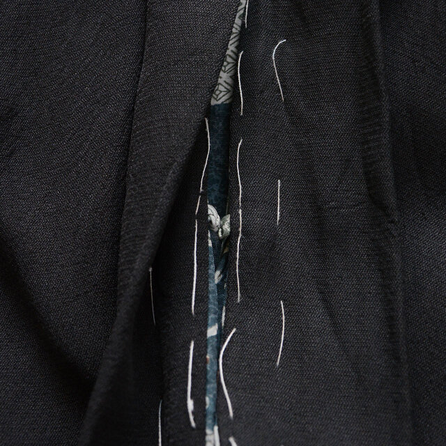 昭和後期 ジャパンヴィンテージ 唐獅子裏地 メンズ羽織 黒 Japanese Vintage Men's Haori | iichi 日々の暮らしを心地よくするハンドメイドやアンティークの ...