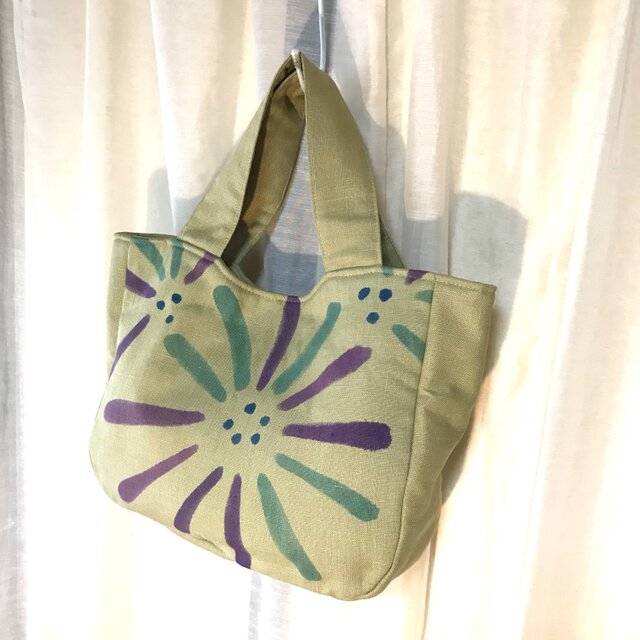 手描き染 麻100%トートバッグ グリーン | iichi 日々の暮らしを心地よくするハンドメイドやアンティークのマーケットプレイス