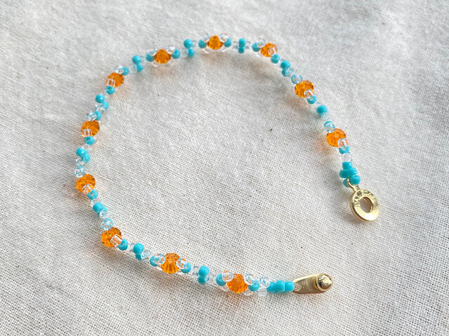 Beaded bracelet-47 | iichi 日々の暮らしを心地よくするハンドメイドやアンティークのマーケットプレイス