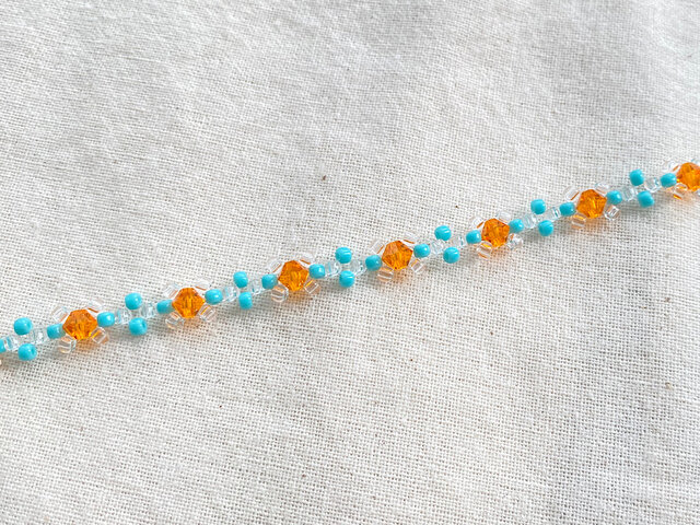 Beaded bracelet-47 | iichi 日々の暮らしを心地よくするハンドメイドやアンティークのマーケットプレイス