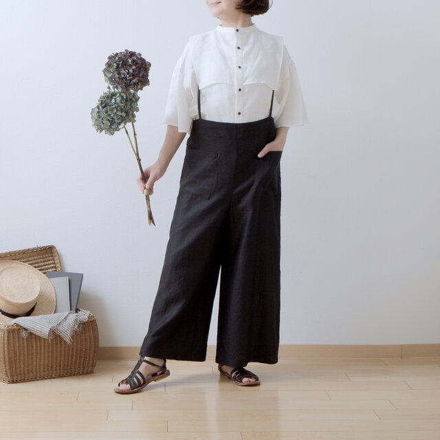 ヨークレイヤーフレアハーフスリーブリネンブラウス/オフホワイト | iichi 日々の暮らしを心地よくするハンドメイドやアンティークのマーケットプレイス