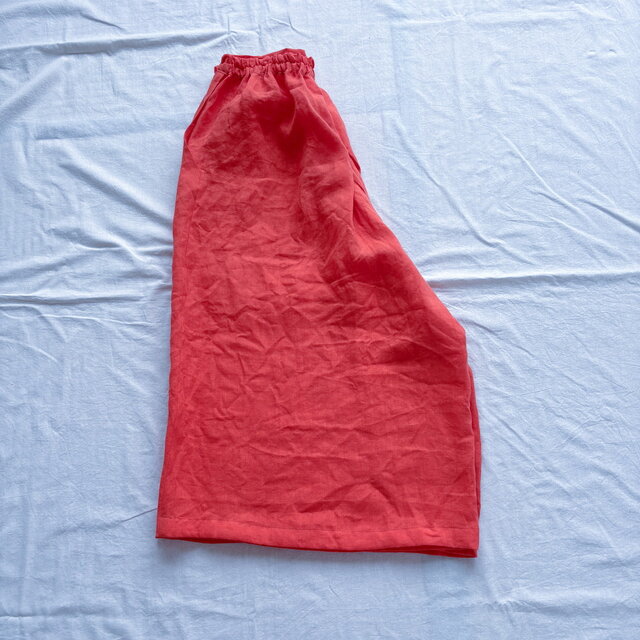 レディのためのフロレアルパンツ：80cm（無地リネン：タイガーリリー） | iichi 日々の暮らしを心地よくするハンドメイドやアンティークのマーケットプレイス